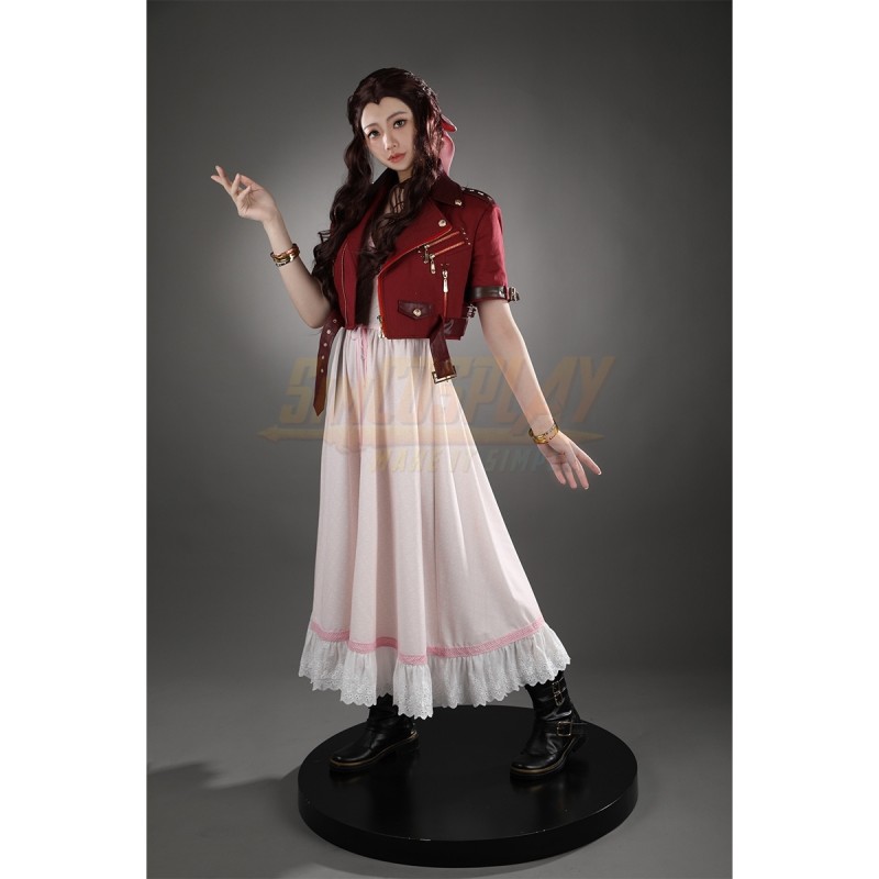 aerith cosplays